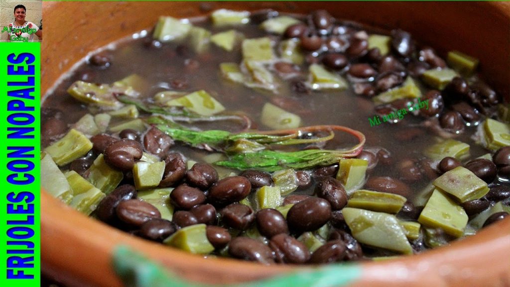 Receta deliciosa de Nopales con Frijol y Pimiento - Recetas Creativas