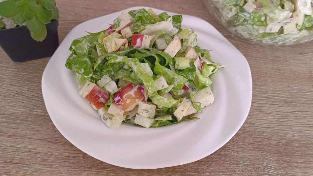 Receta de Ensalada de Lechuga con Manzana y Uvas Pasas Paso a Paso para ...