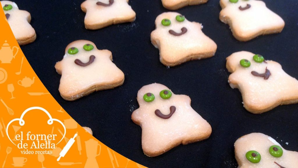 Receta de Galletas con Forma de Fantasma para Halloween Paso a Paso ...