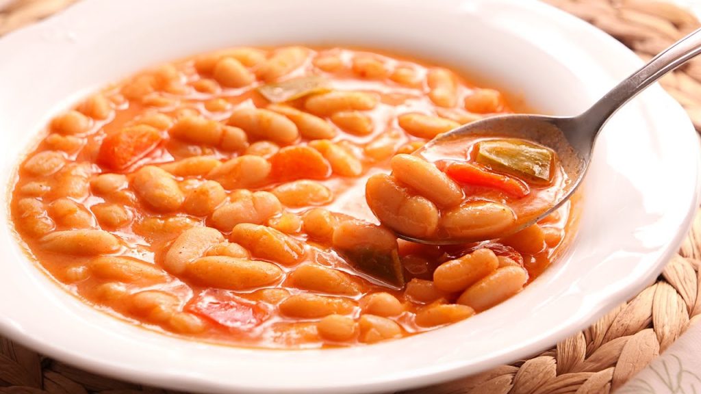 Receta de Judías Blancas con Verduras Fácil y Saludable Paso a Paso ...