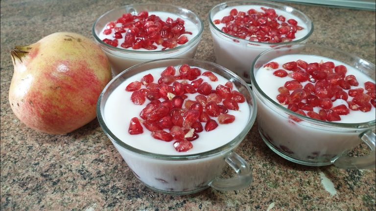 Receta fácil de postre de granada y yogur paso a paso para un dulce ...