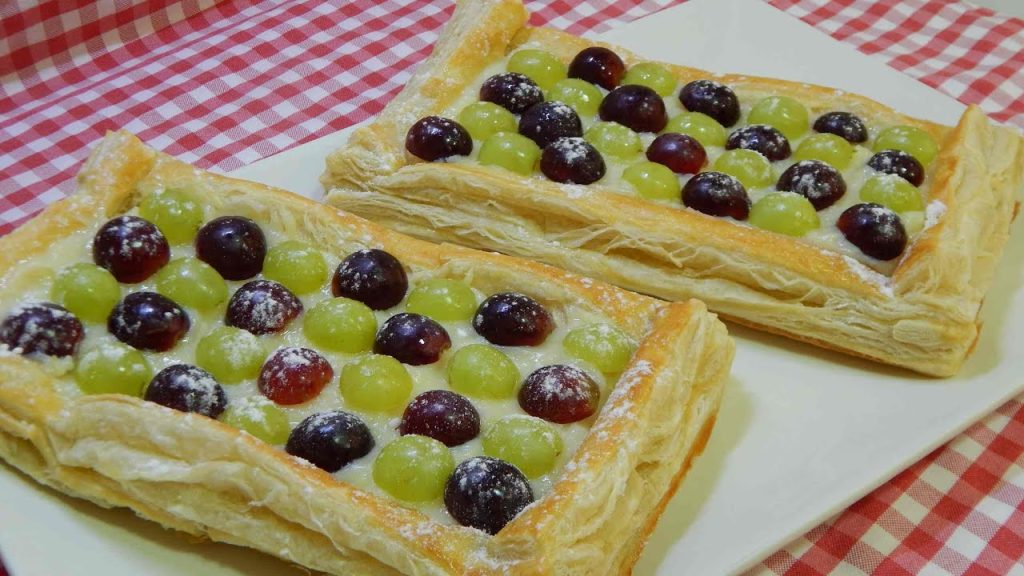 Receta de Tarta de Uvas con Crema Pastelera Fácil y Deliciosa para ...