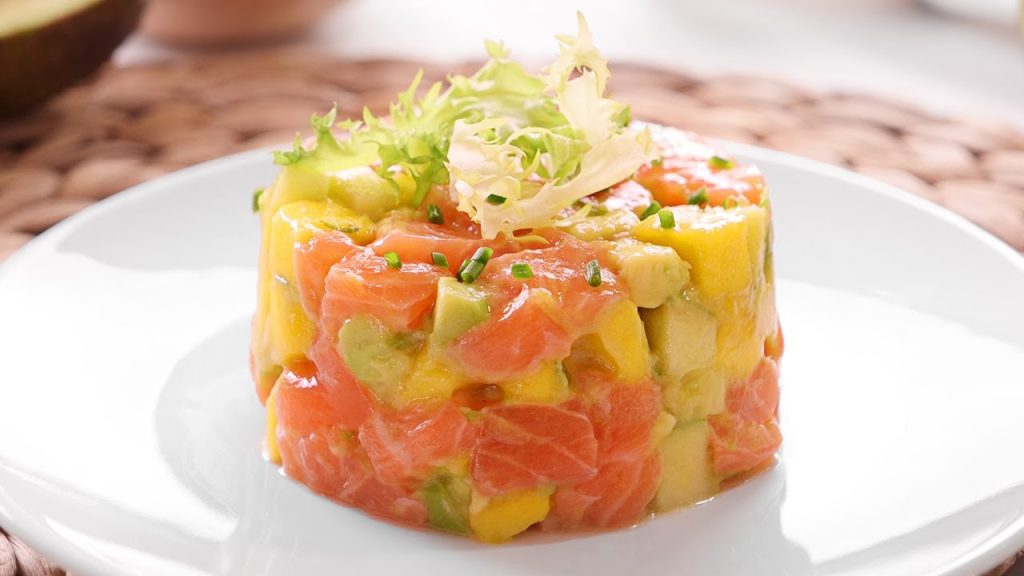 Cómo preparar un delicioso tartar de salmón paso a paso en casa ...