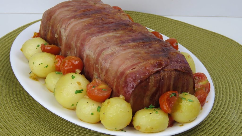Receta de Rollo de carne picada envuelto en bacon paso a paso fácil y ...